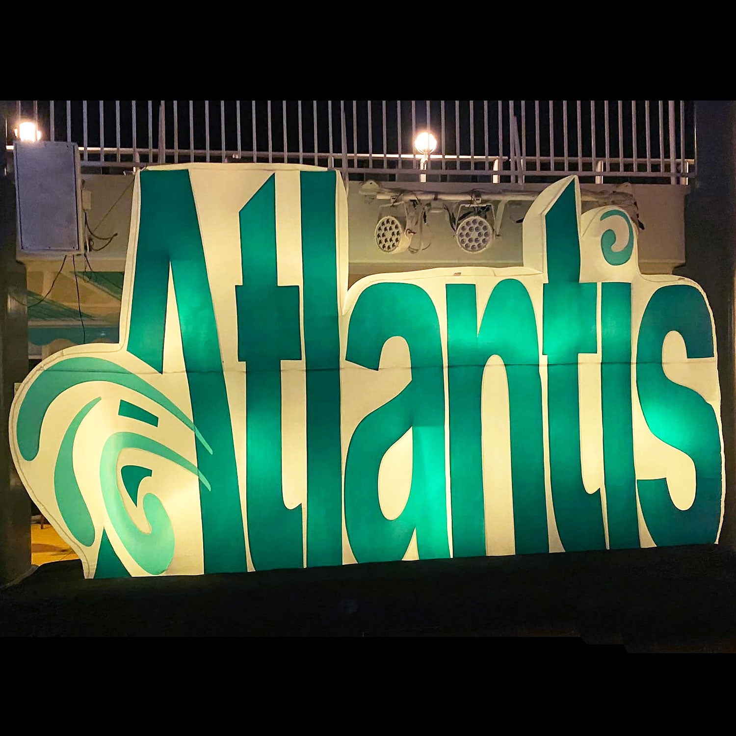 Branded Logo Inflatable 01 – 3DX INC.